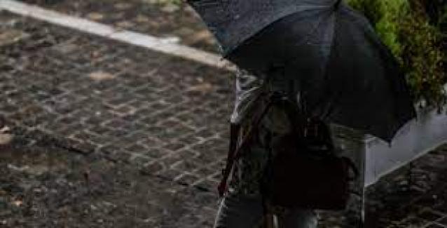 Kαιρός: Βροχές, τοπικές καταιγίδες και πτώση της θερμοκρασίας ...
